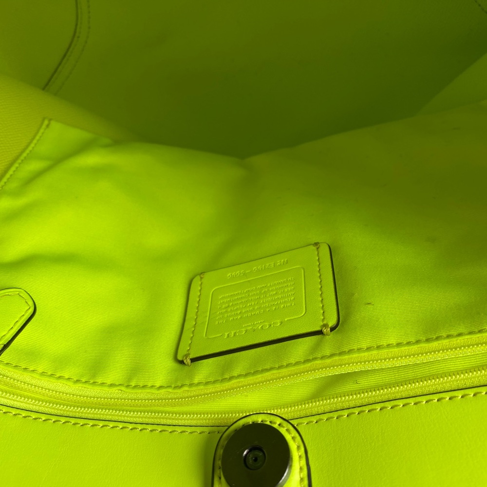 Coach Neon Green City Tote In Signature Canvas - Gem